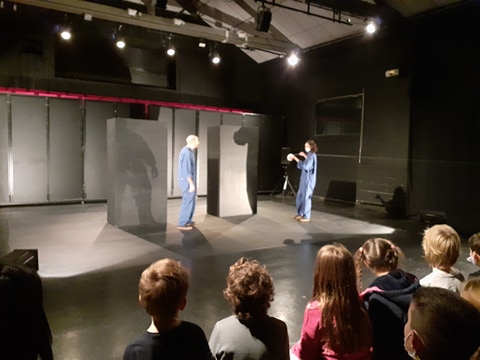 Spectacle à la salle Robert de Lacaze ce mercredi au Jardin de Toni ...